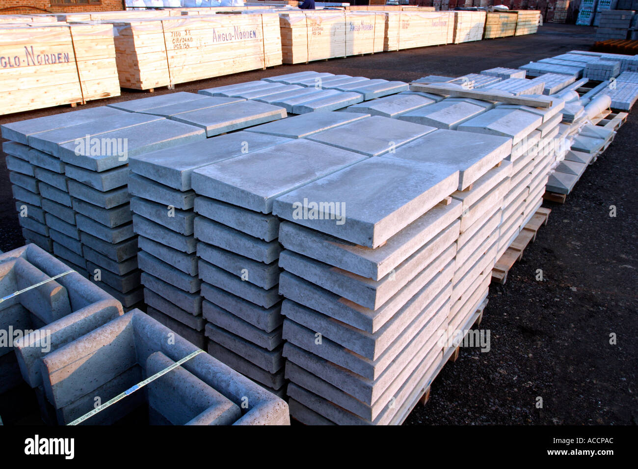 DIY builders merchant Stock Photo - Alamy