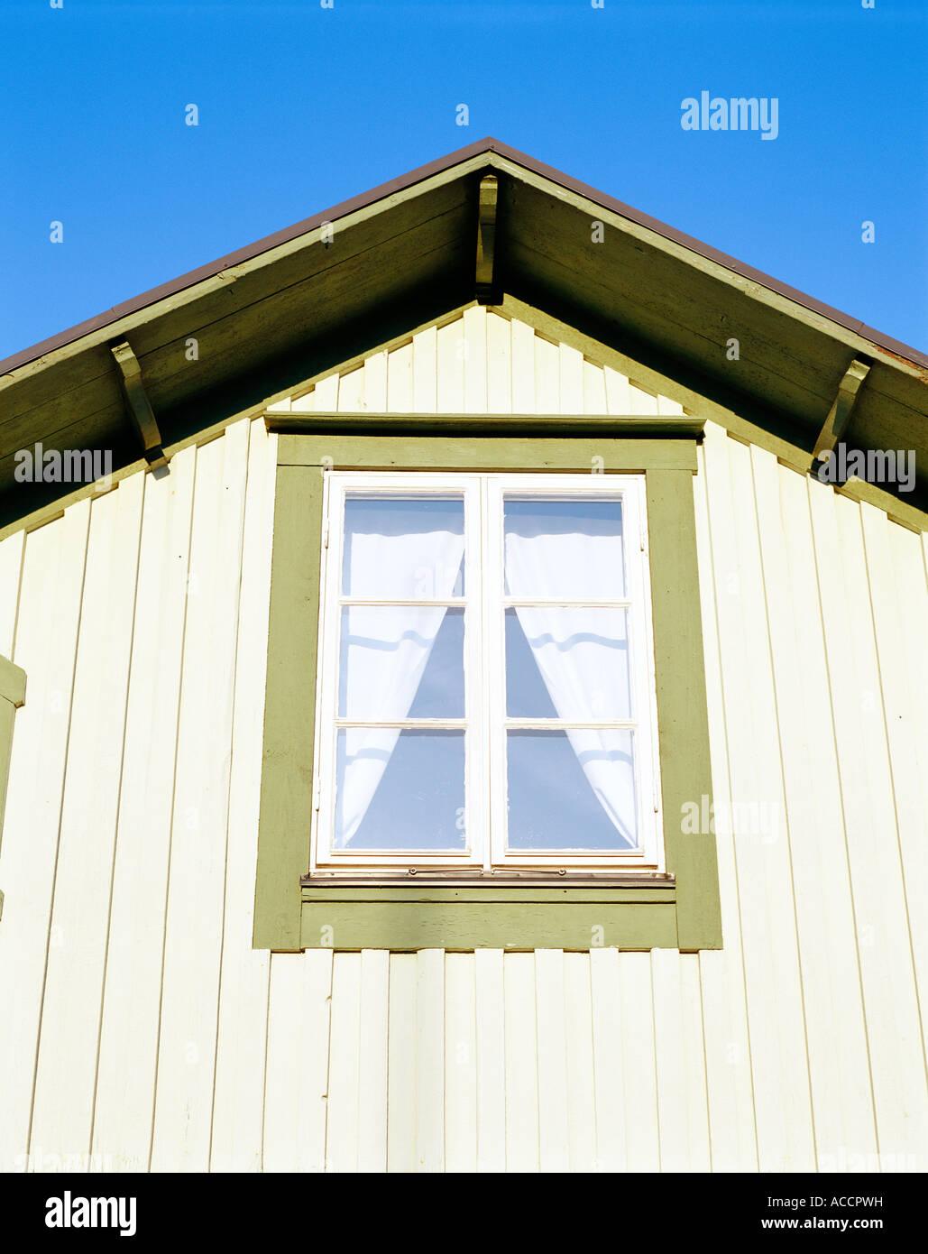 A window on a house Stock Photo - Alamy