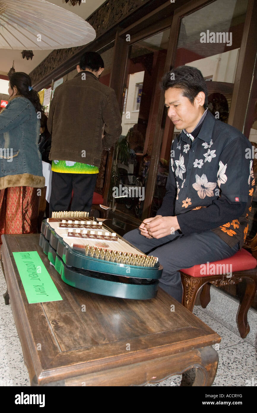 Thai khim hi-res stock photography and images - Alamy