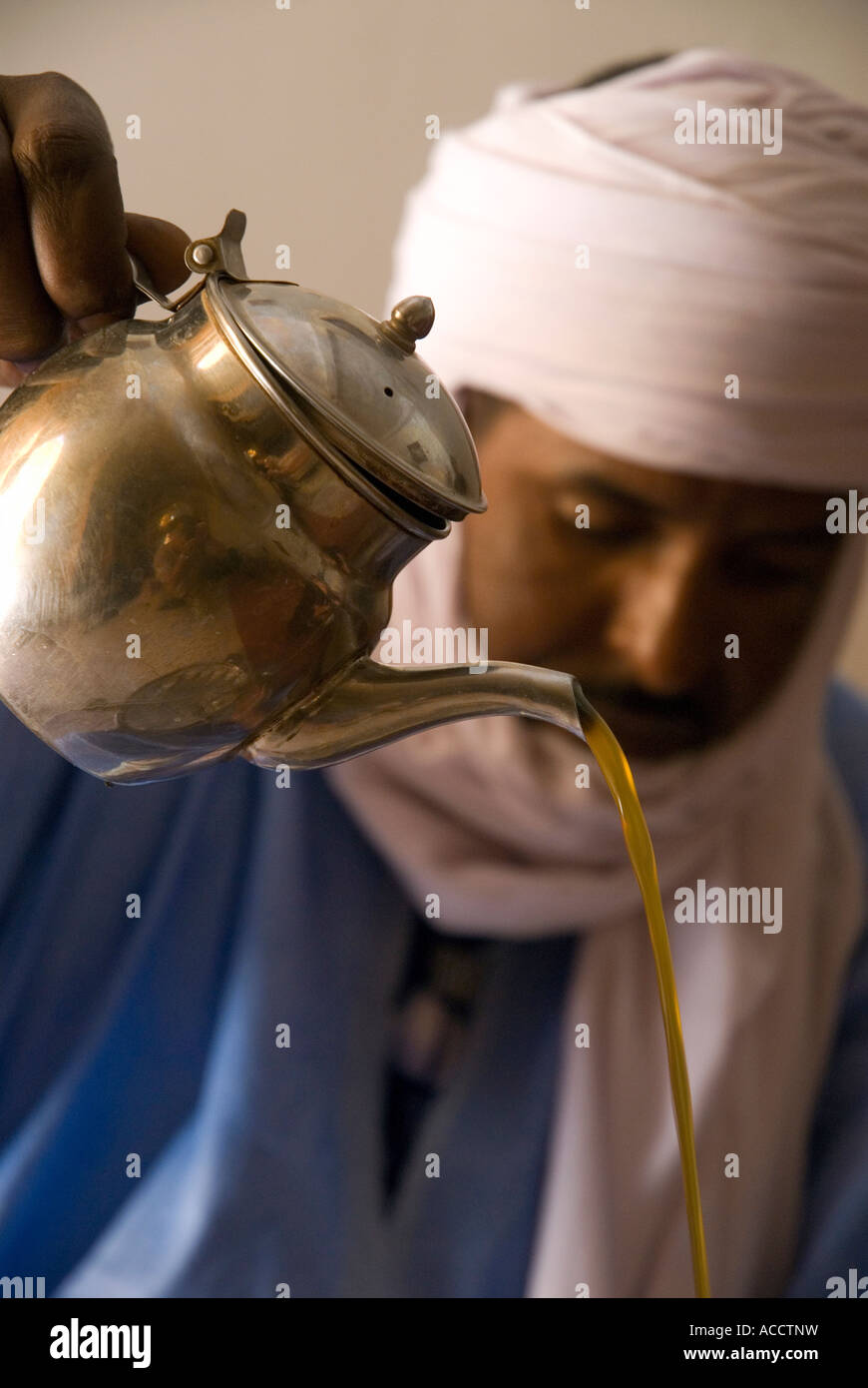 Tuareg tea ceremony Stock Photo - Alamy