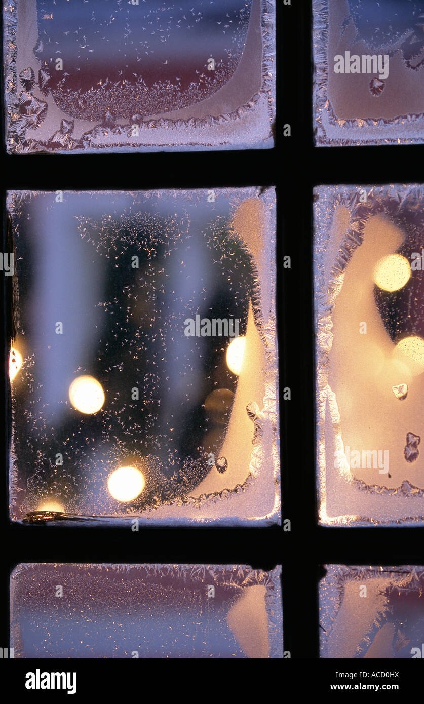 Frost on window hi-res stock photography and images - Alamy