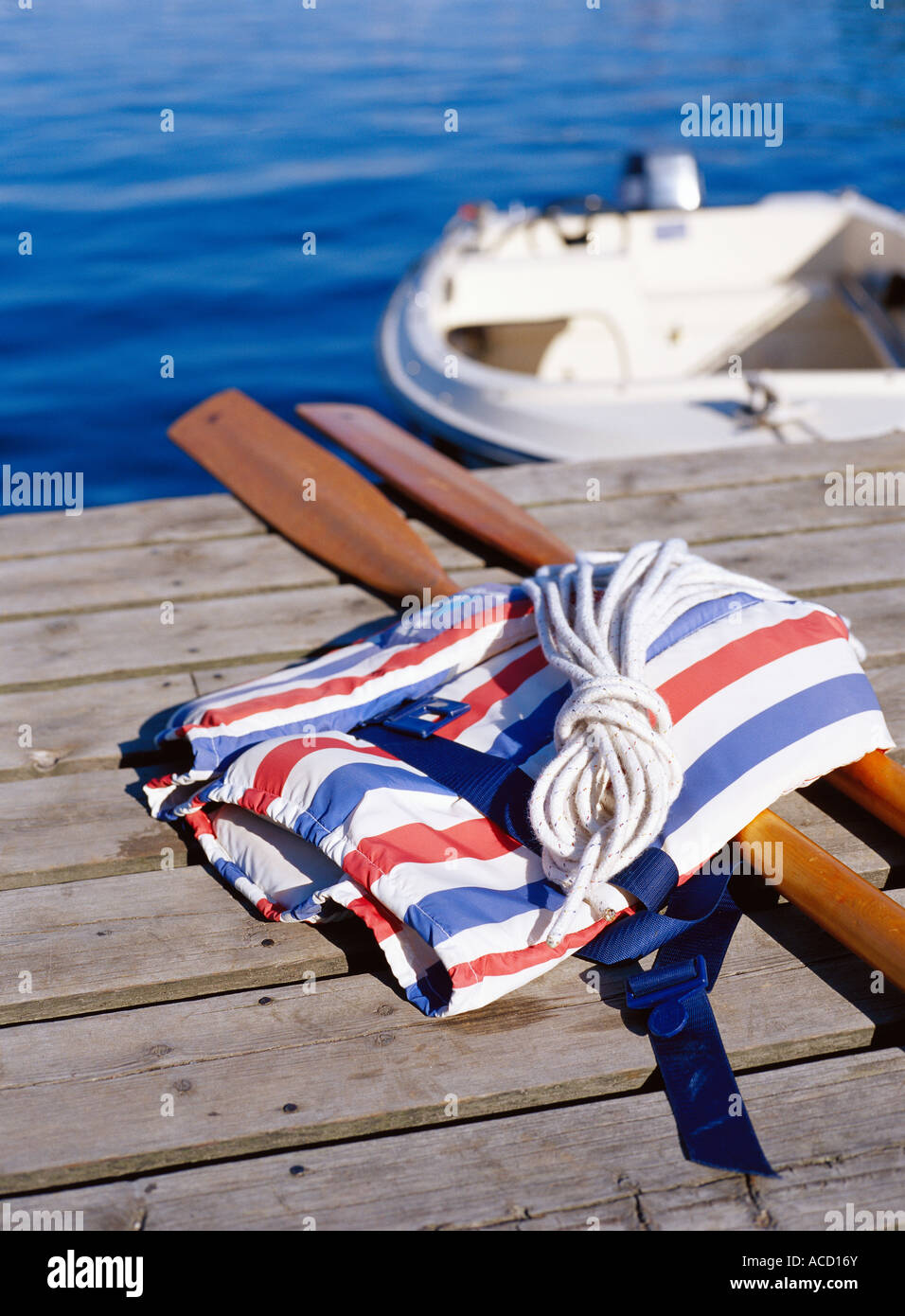 Oars rope hi-res stock photography and images - Alamy