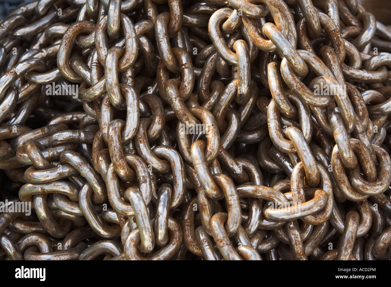 Close up chains hi-res stock photography and images - Alamy