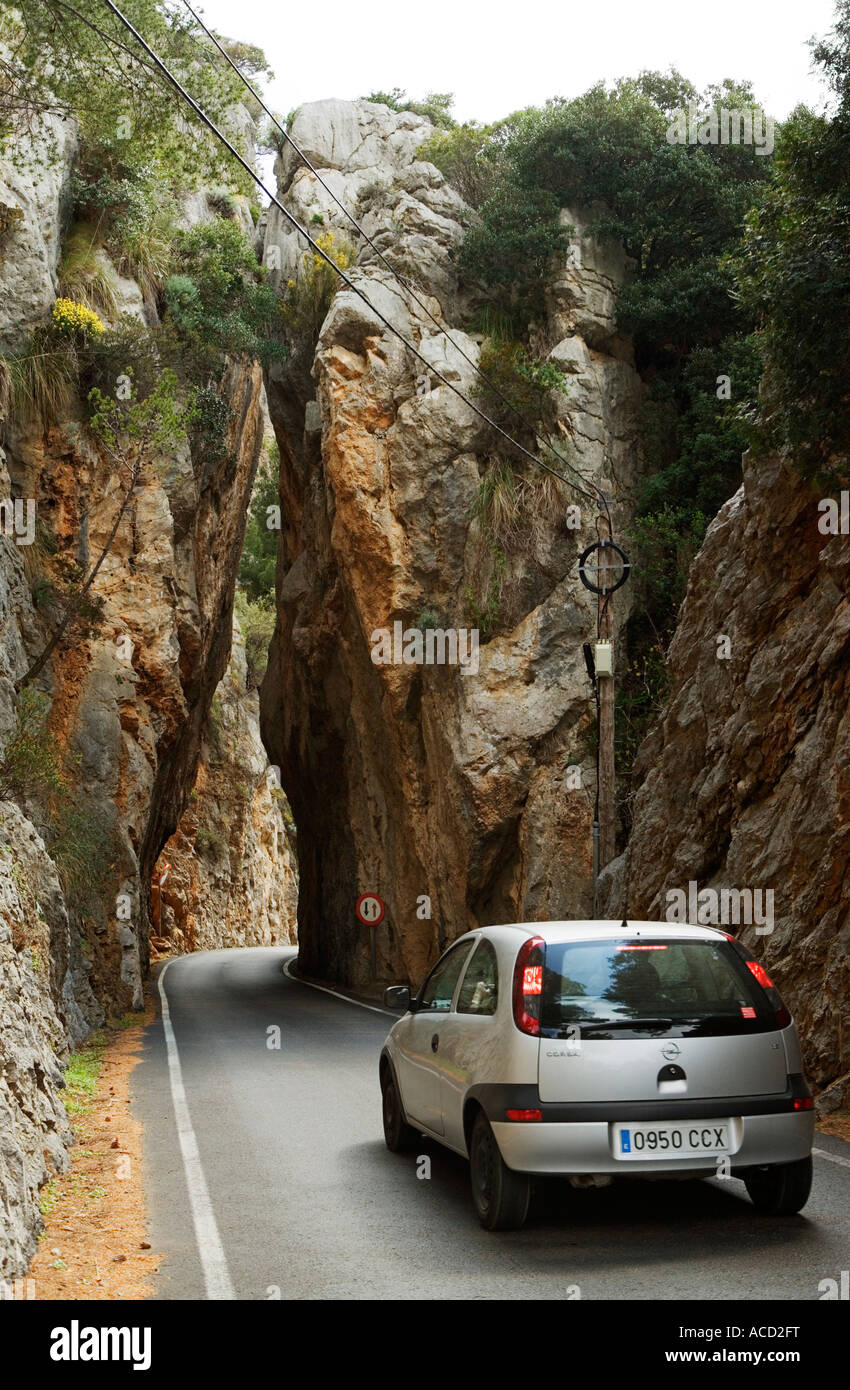 A car on a narrow road Stock Photo - Alamy