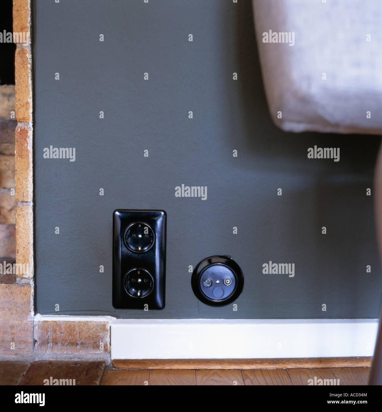 Square plugs hi-res stock photography and images - Alamy