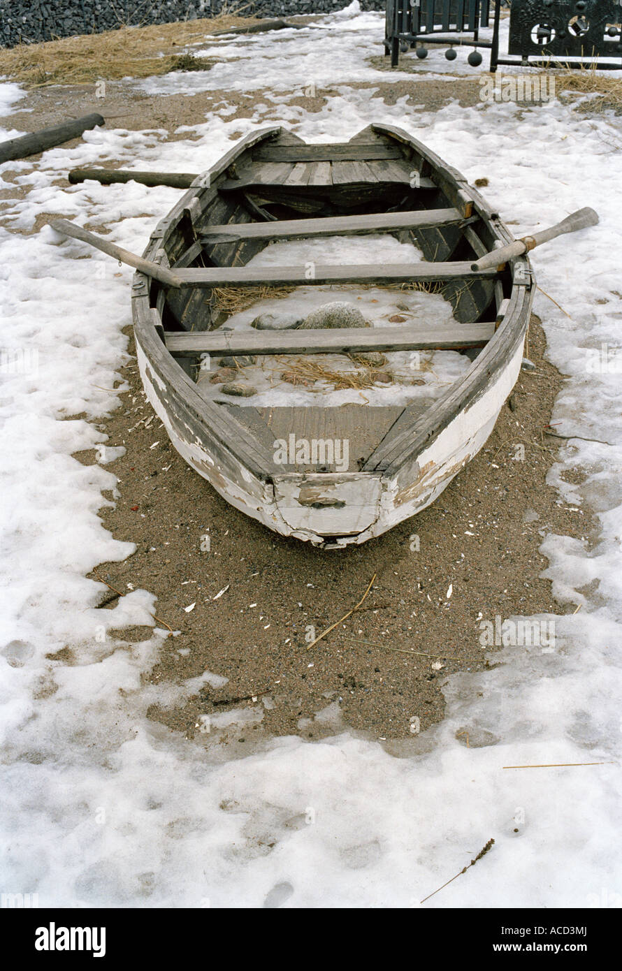 A rowing boat in snow hi-res stock photography and images - Alamy