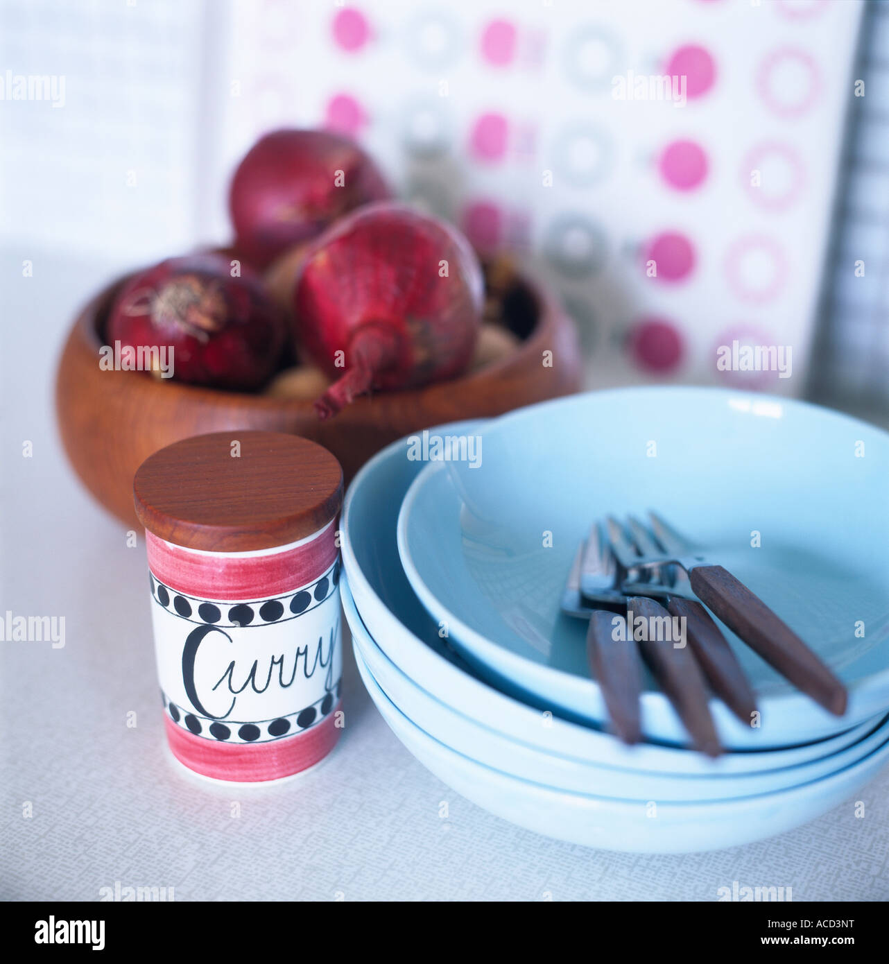 1950s plates hi-res stock photography and images - Alamy