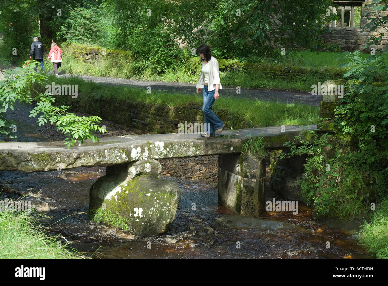 Ancient bridge lancashire hi-res stock photography and images - Alamy
