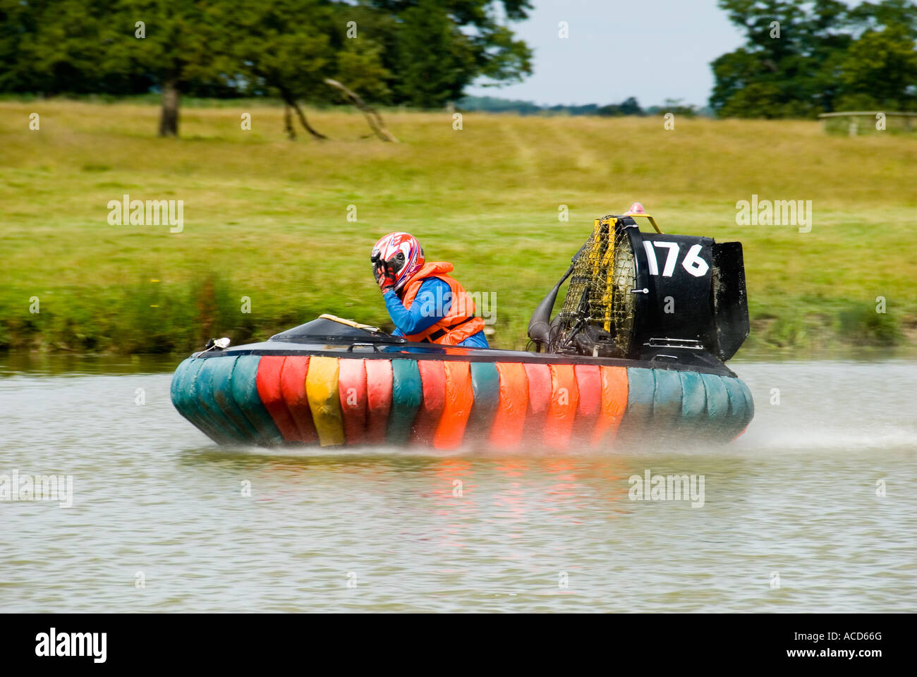 Hovercraft racing hi-res stock photography and images - Alamy