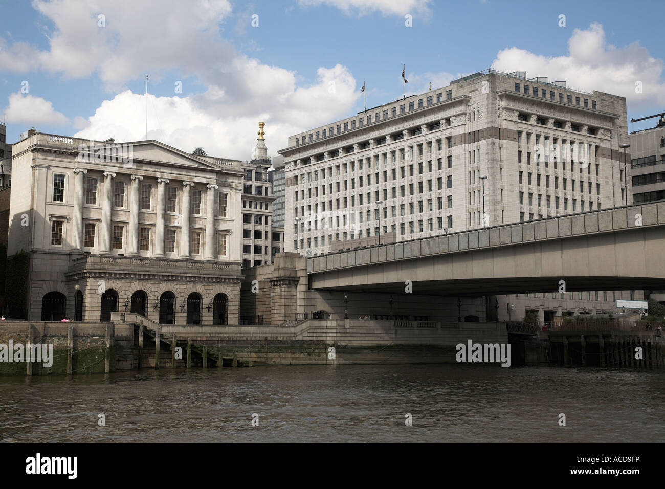 Office Buildings at North side of London Bridge Stock Photo - Alamy