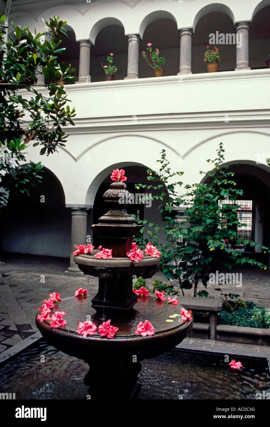 Museo de arte de quito hi-res stock photography and images - Alamy