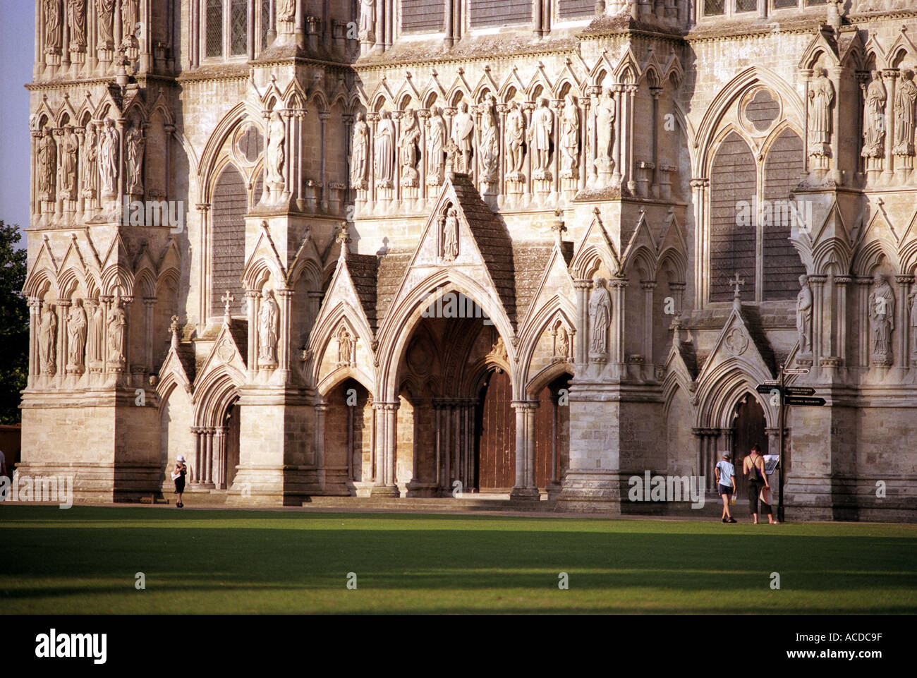 Salisbury cathedral model hi-res stock photography and images - Alamy
