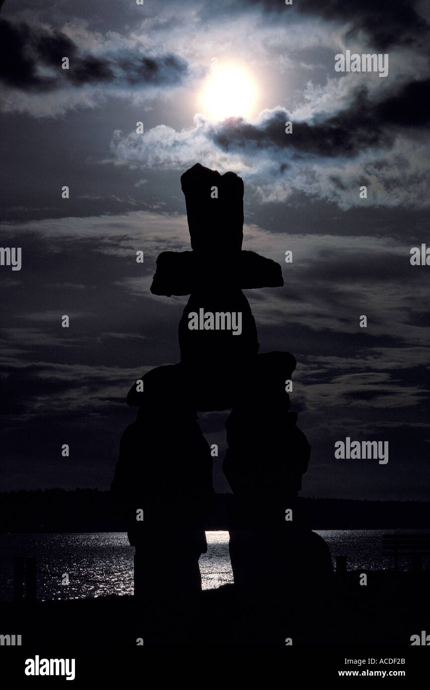 Inuit Stone Man Inukshuk Stone High Resolution Stock Photography and ...