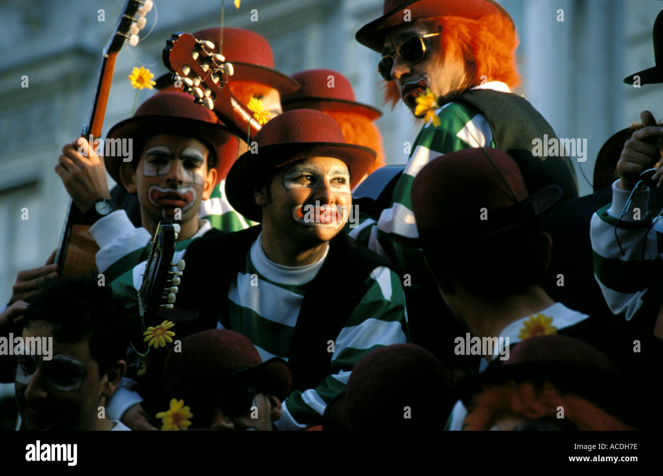 Group of clowns hi-res stock photography and images - Alamy