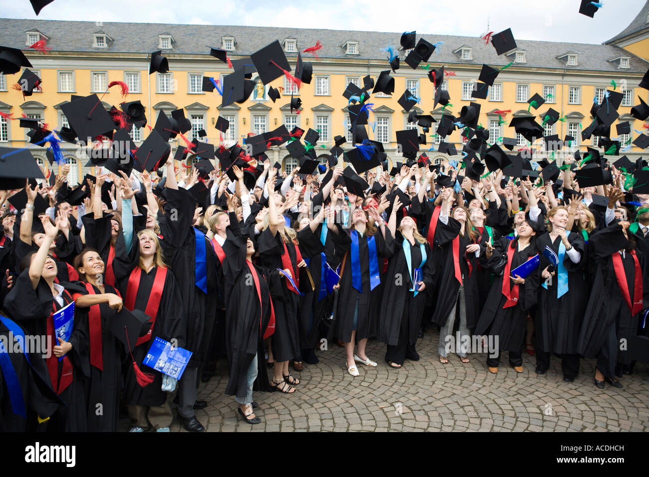 Graduation garb hi-res stock photography and images - Alamy