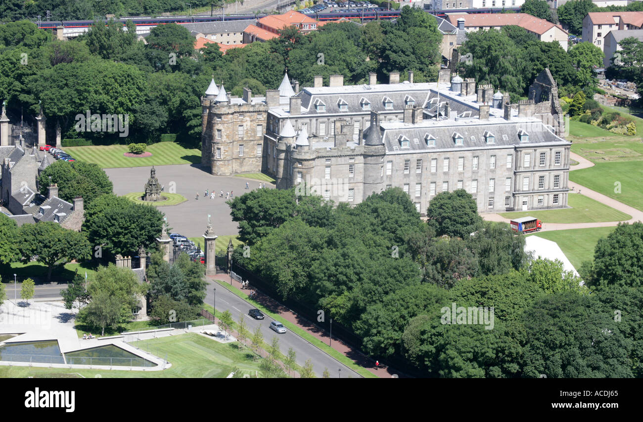 Holyrood House Edinburgh Scotland UK Stock Photo - Alamy