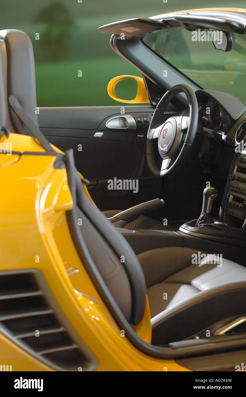 Drivers seat car door hi-res stock photography and images - Alamy