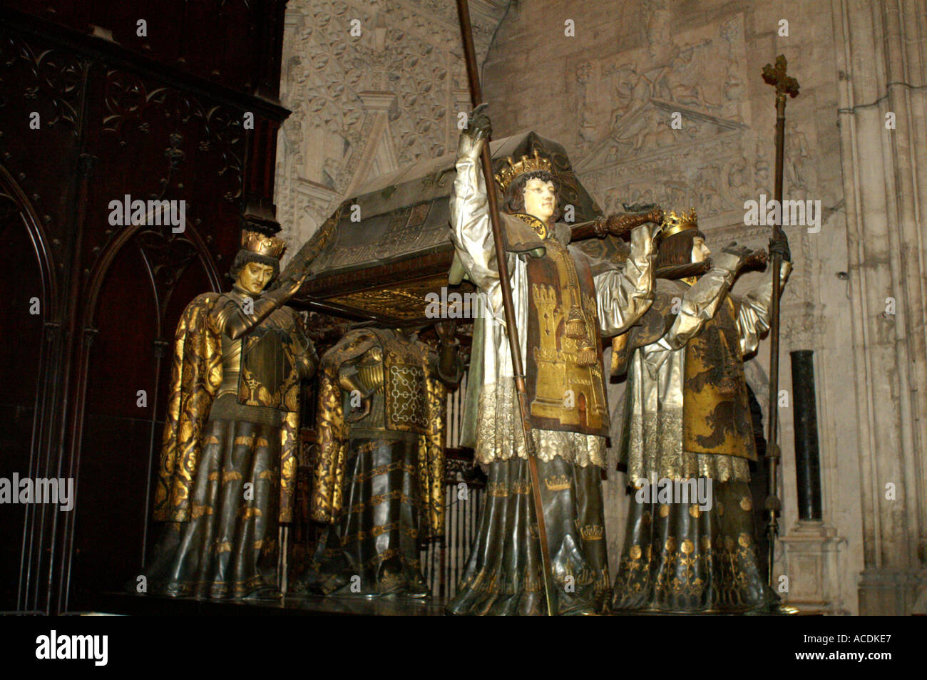 Sepulchre tomb coffin of Christopher Columbus sepulcro de Cristobal ...