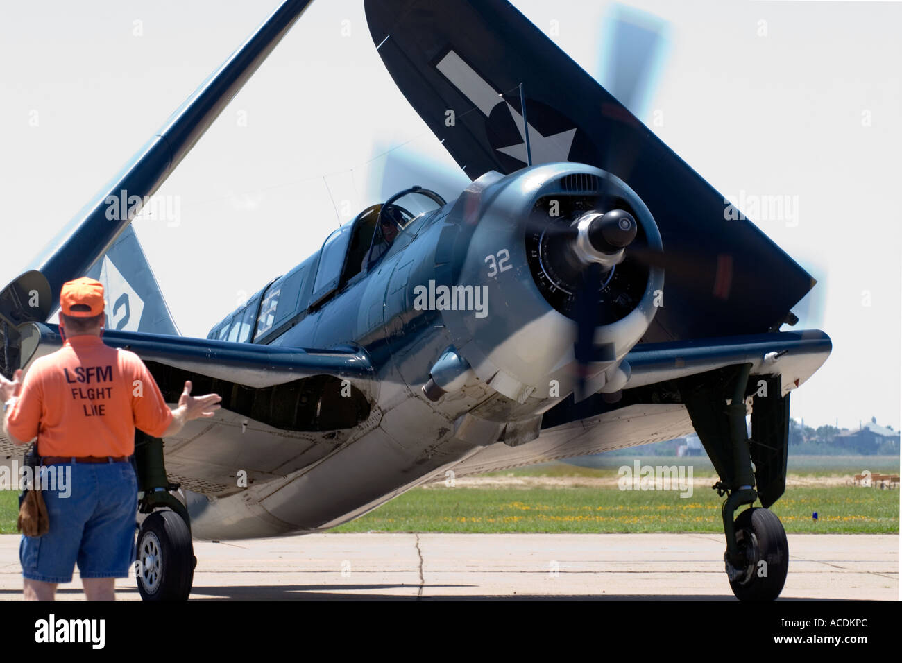 Douglas Sbd Dauntless Stock Photos & Douglas Sbd Dauntless Stock Images ...
