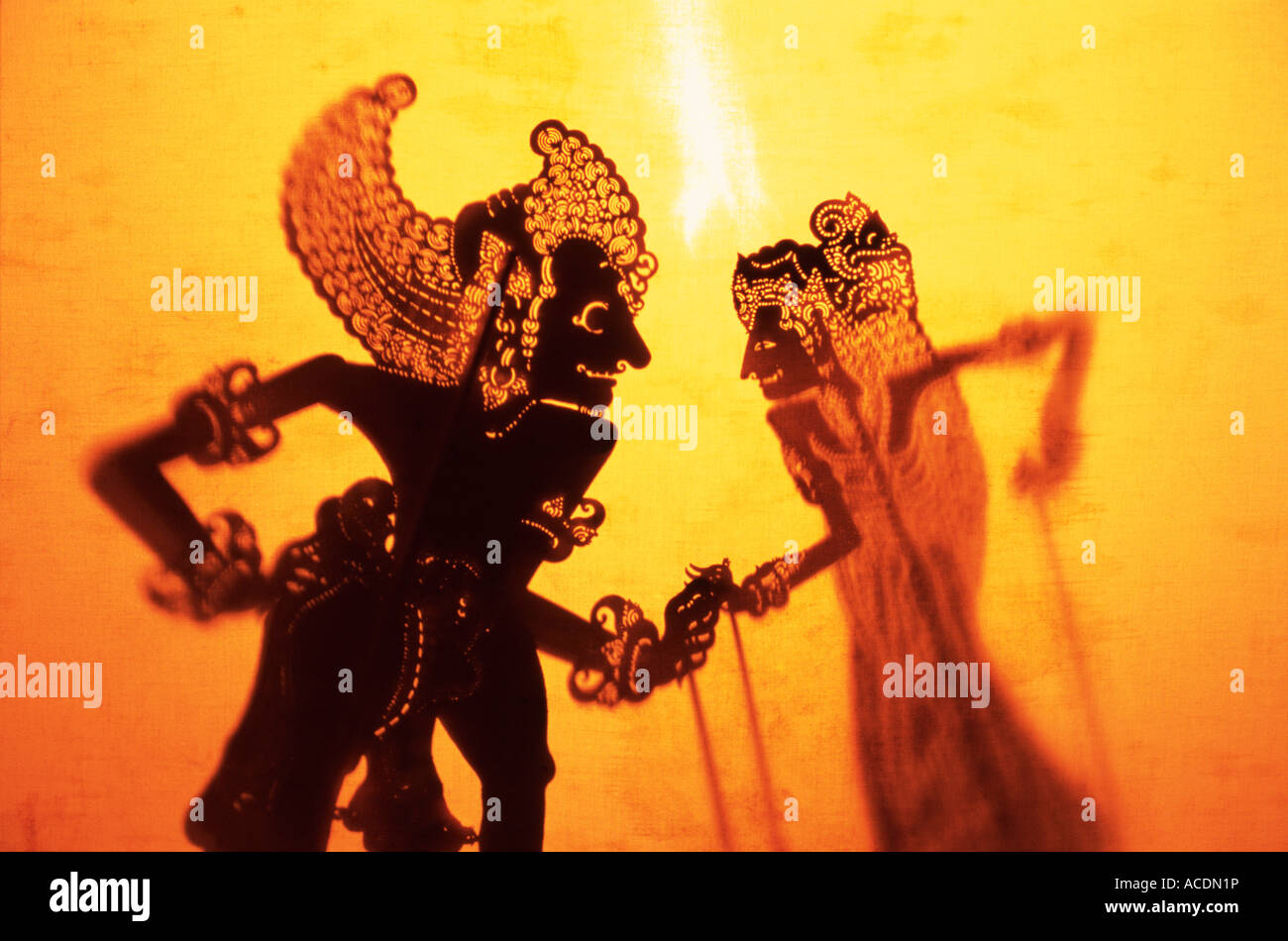 Shadow puppets hi-res stock photography and images - Alamy