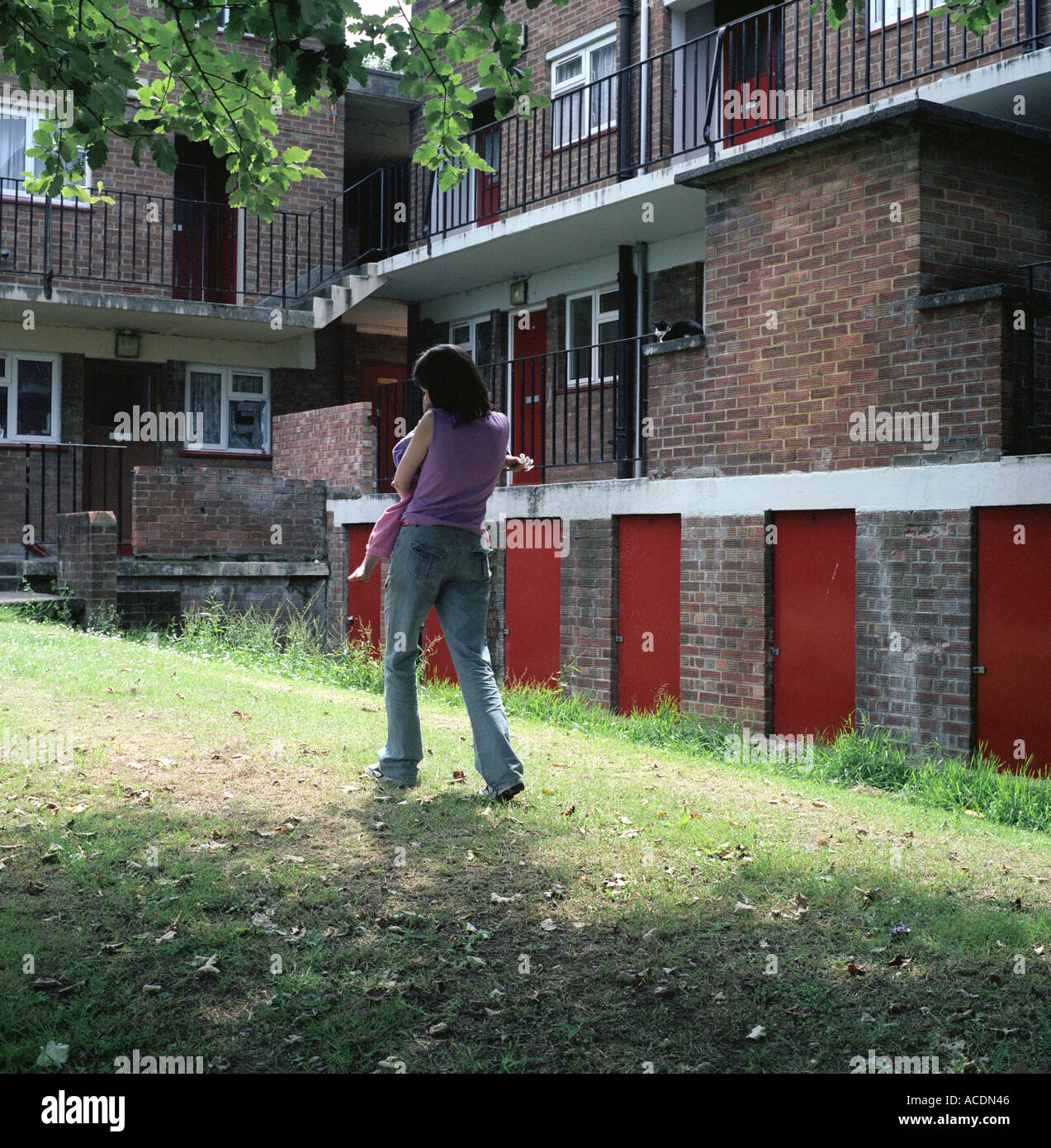 Mother daughter care home britain hi-res stock photography and images ...