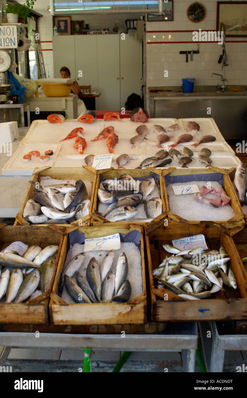 Fresh fish display in a shop at Chania on Crete Stock Photo - Alamy