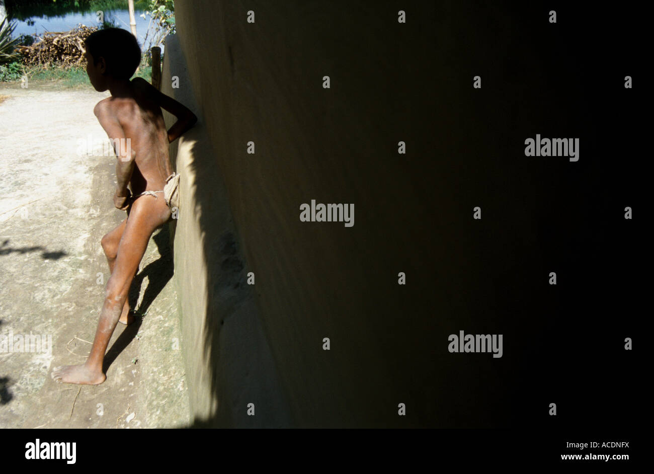 Poor muslim girls hi-res stock photography and images - Alamy
