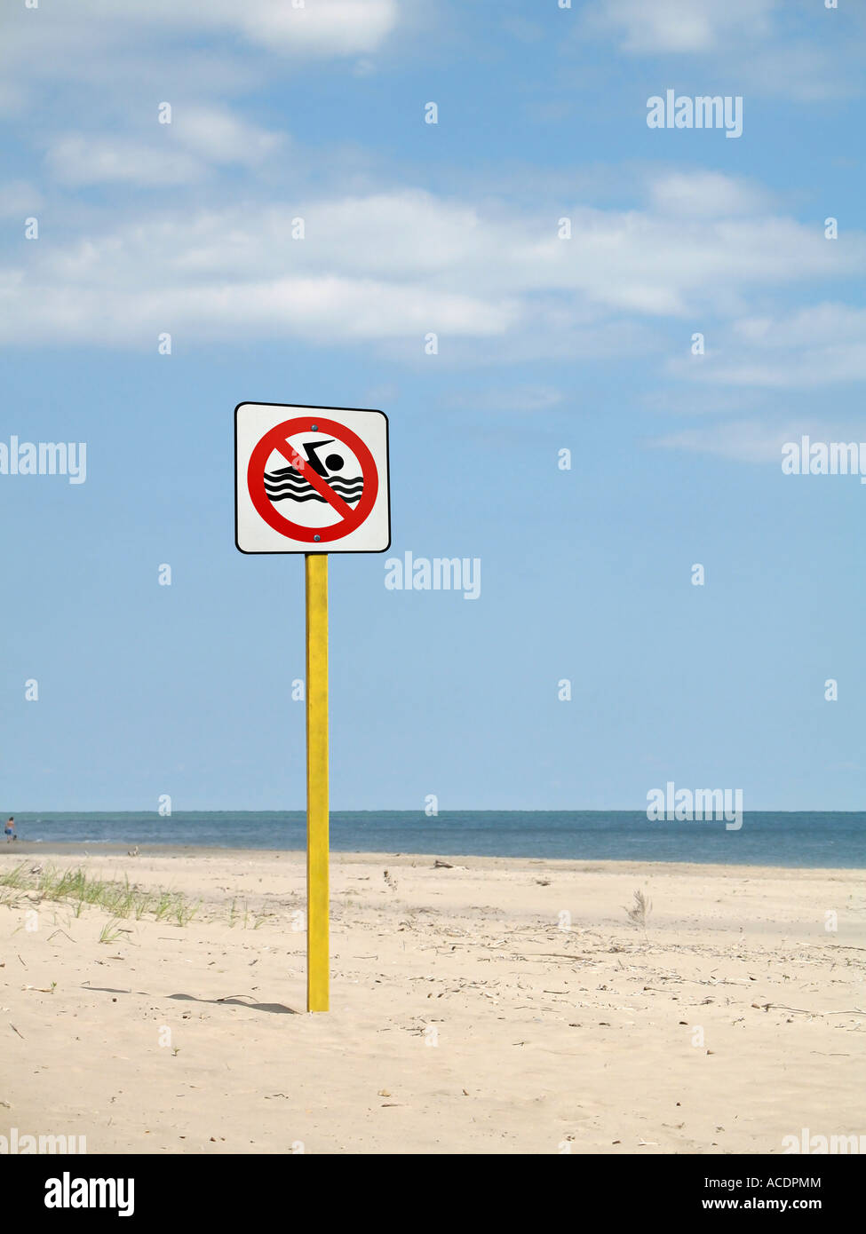 Swimming not allowed sign at sandy beach Stock Photo - Alamy