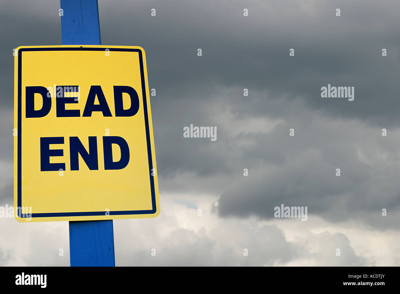 Dark forboding sky hi-res stock photography and images - Alamy