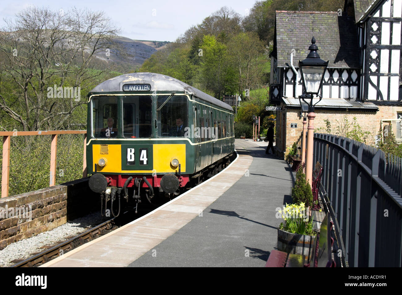 Train Standing at Berwyn Station Llangollen North Wales UK Stock Photo ...