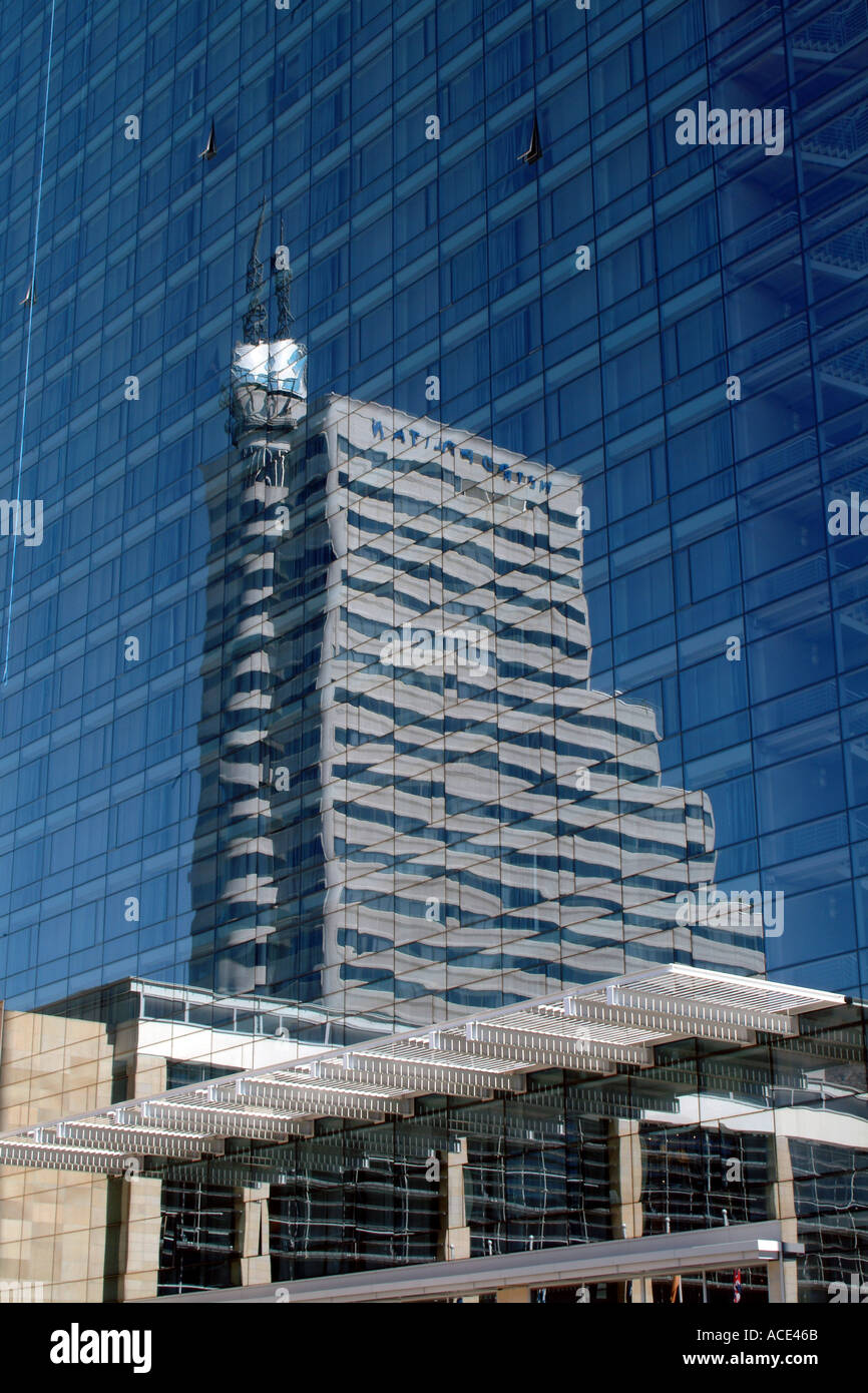Reflection of Metroploitan Building on Sheraton Arabella Hotel Cape ...