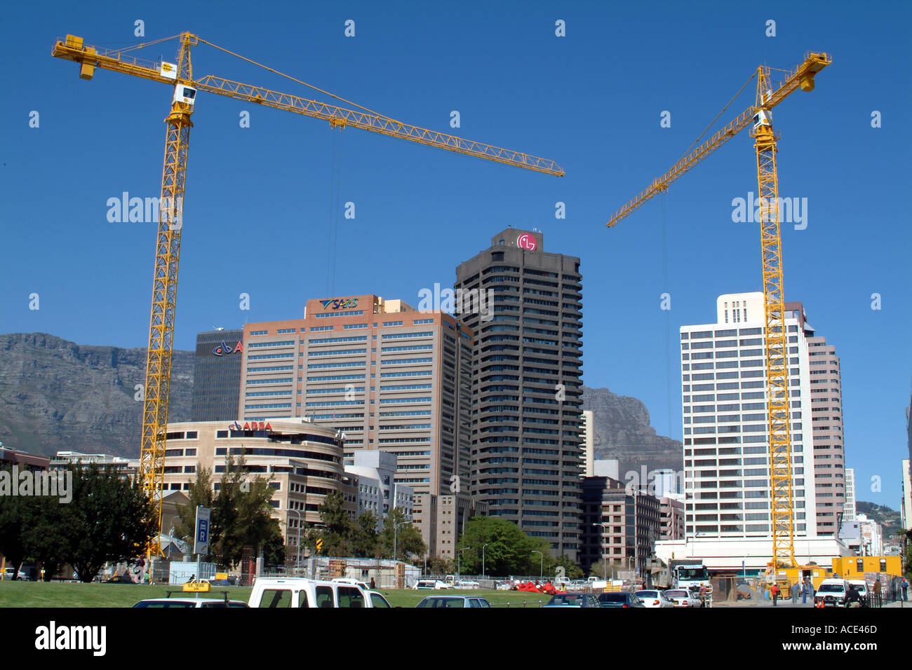 Cranes and Construction in Cape Town South Africa Stock Photo - Alamy