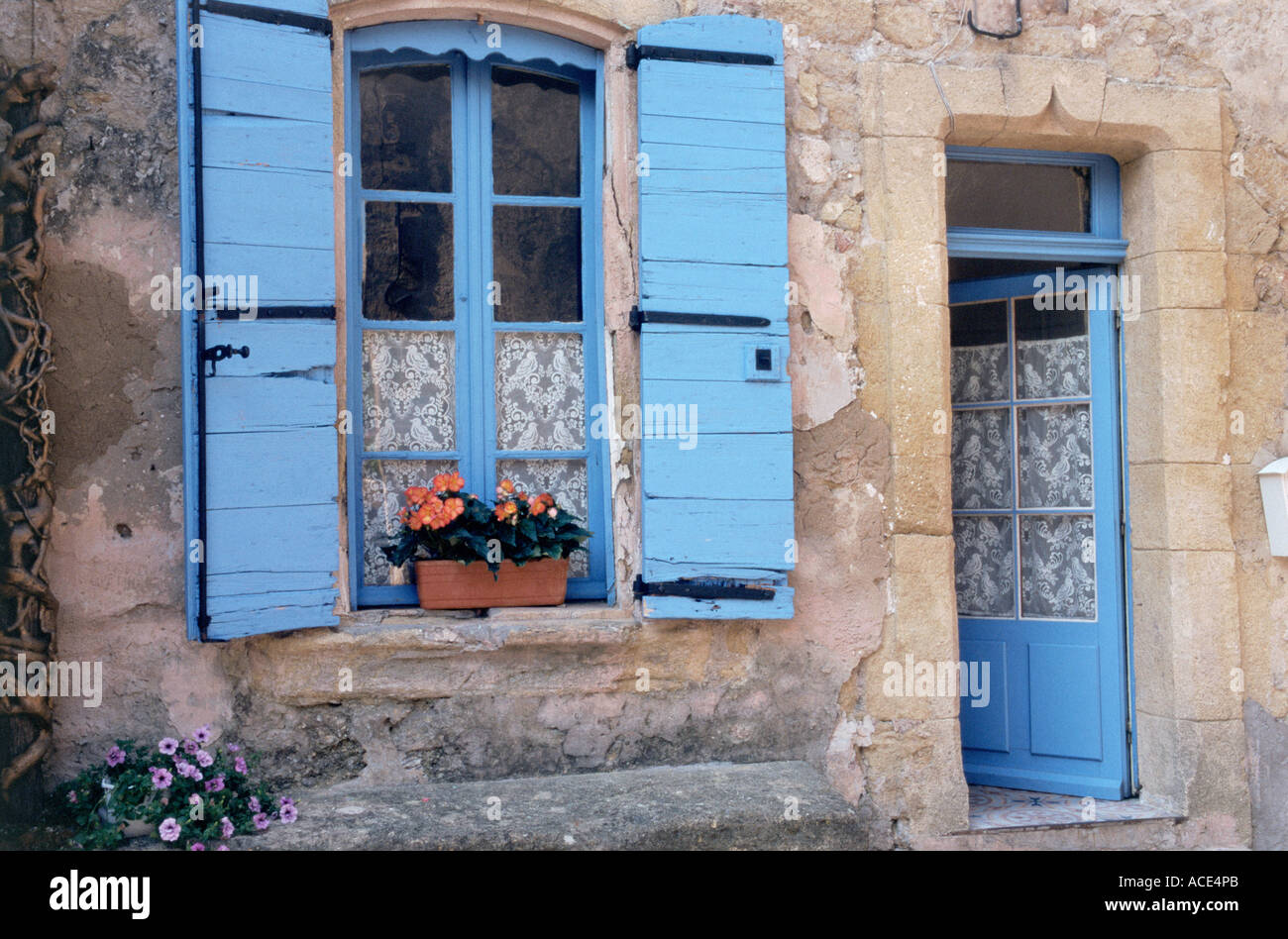 Lauris france hi-res stock photography and images - Alamy