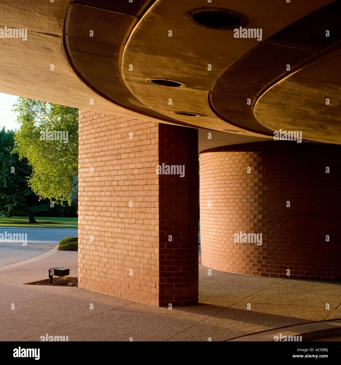 Rondelle hi-res stock photography and images - Alamy