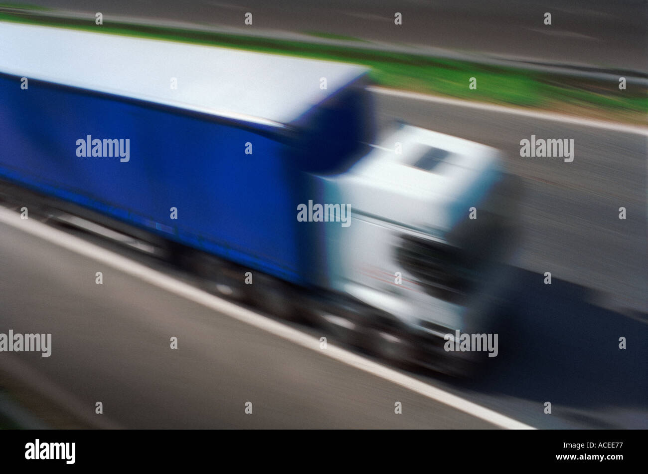 Fast moving lorry on a motorway Stock Photo - Alamy