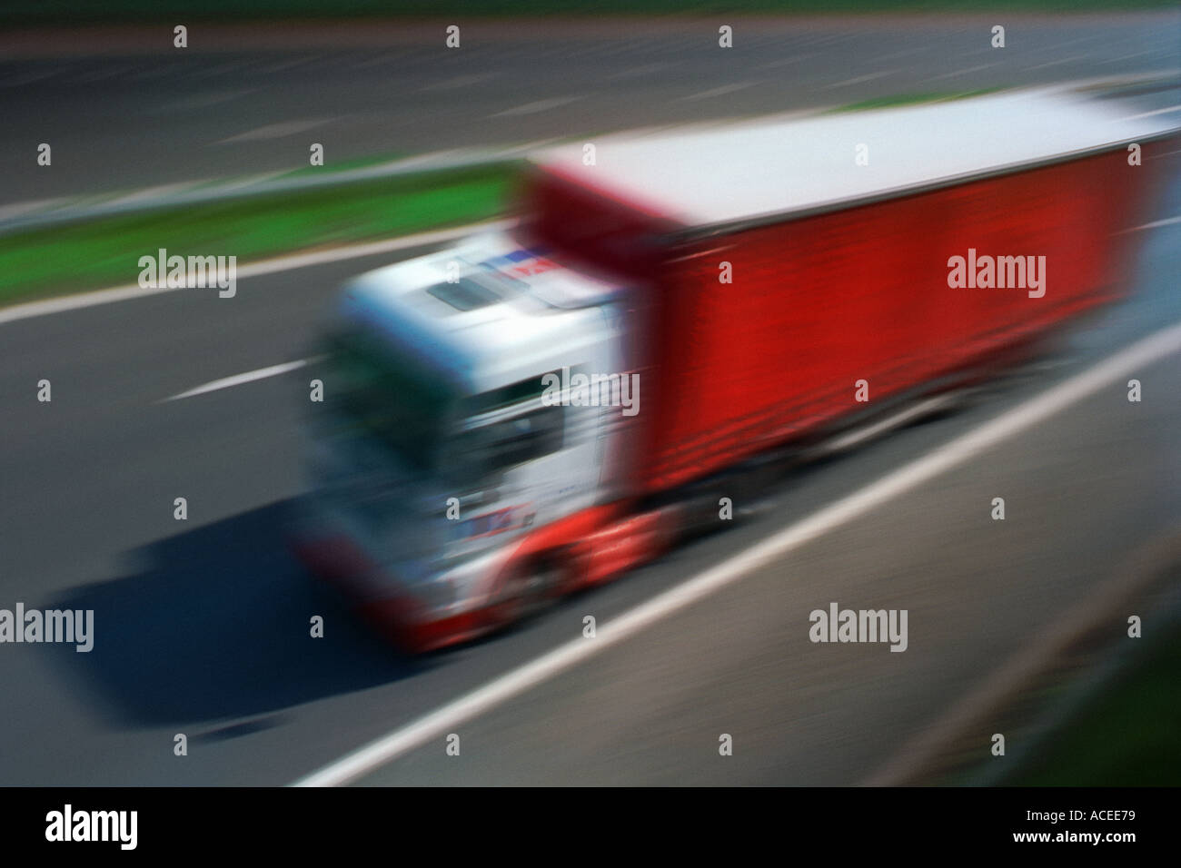 Fast moving lorry on a motorway Stock Photo - Alamy