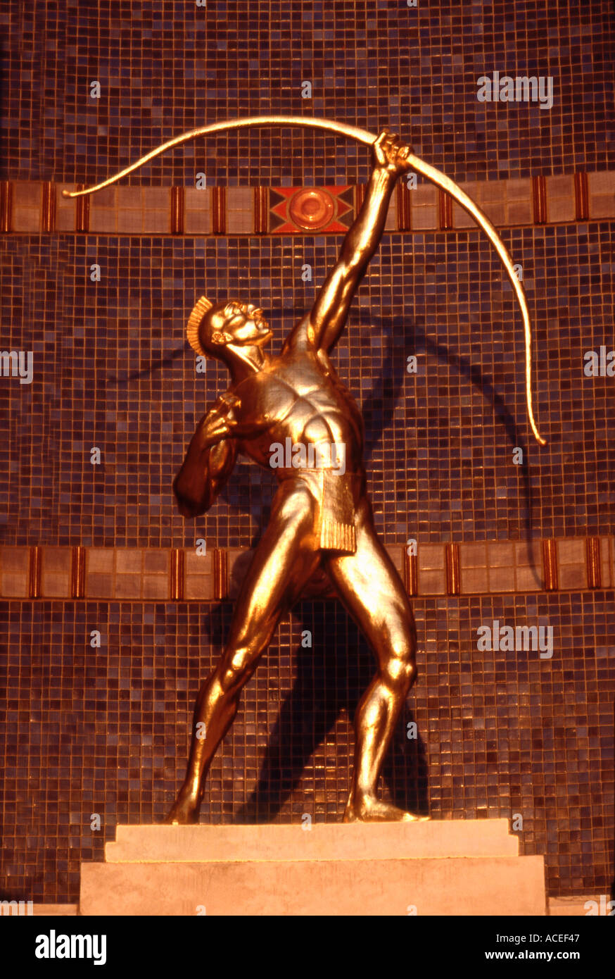 Roman arrow hi-res stock photography and images - Alamy