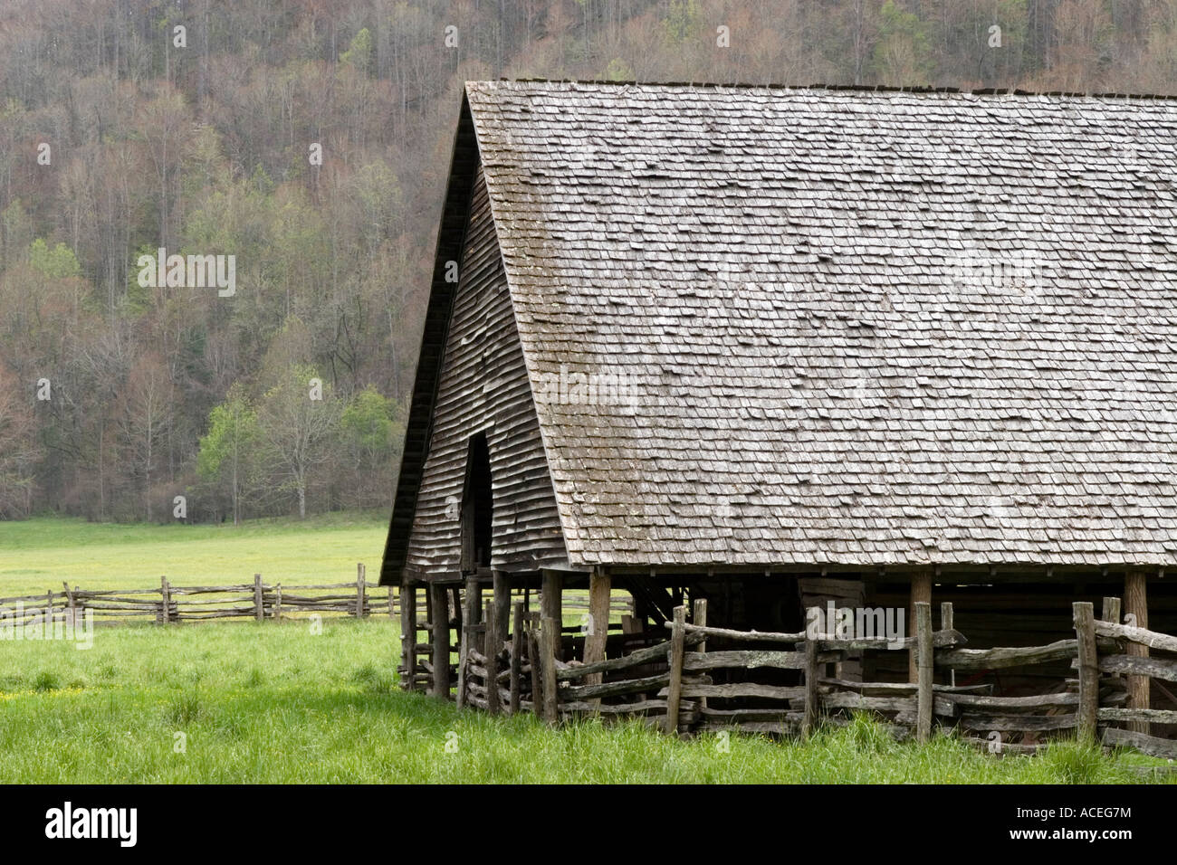 Smokemount hi-res stock photography and images - Alamy
