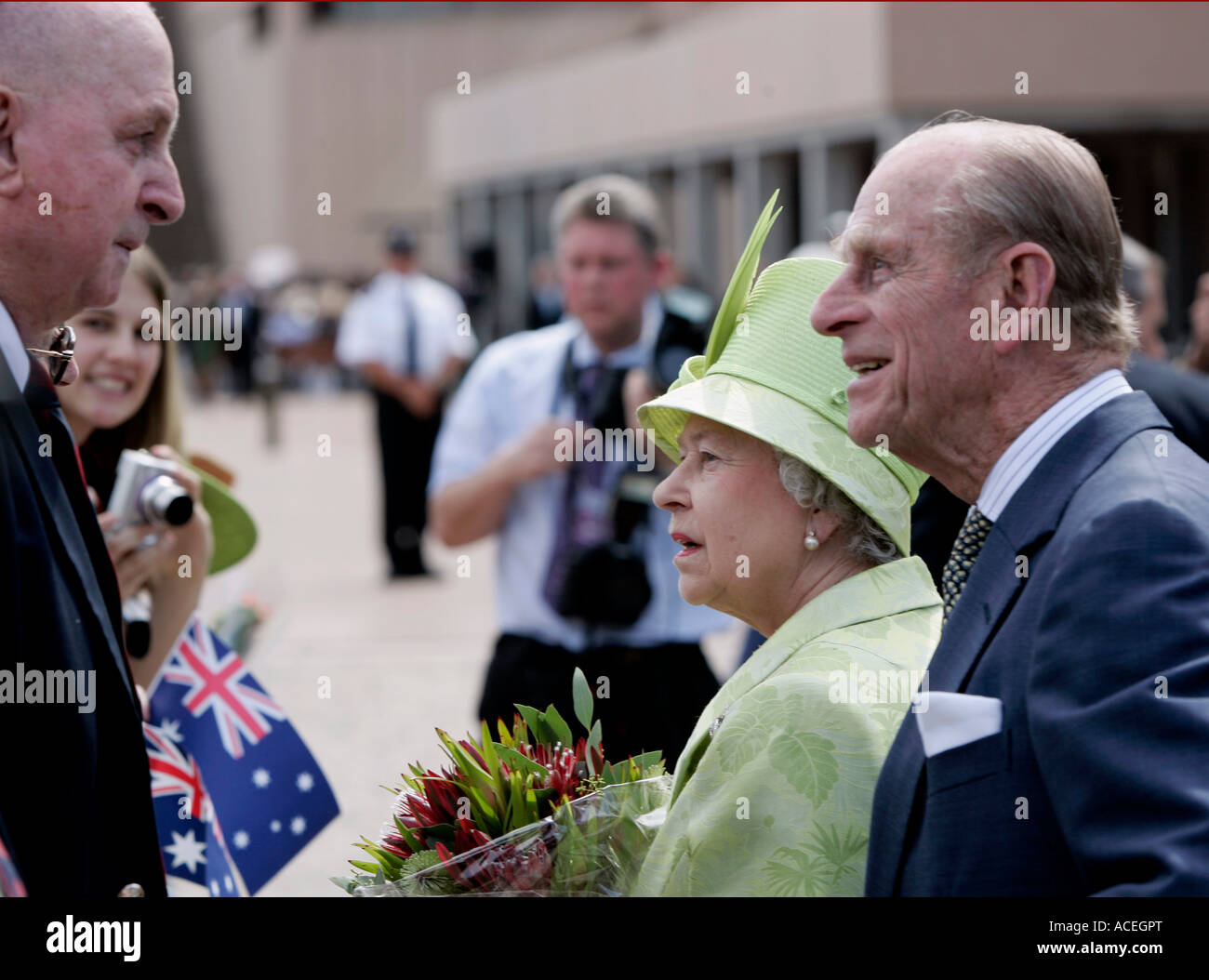 Queen and prince philip at sydney opera house hi-res stock photography ...