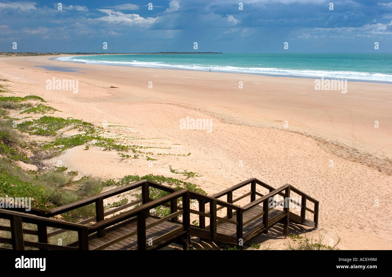 Cable beach broome australia hi-res stock photography and images - Alamy
