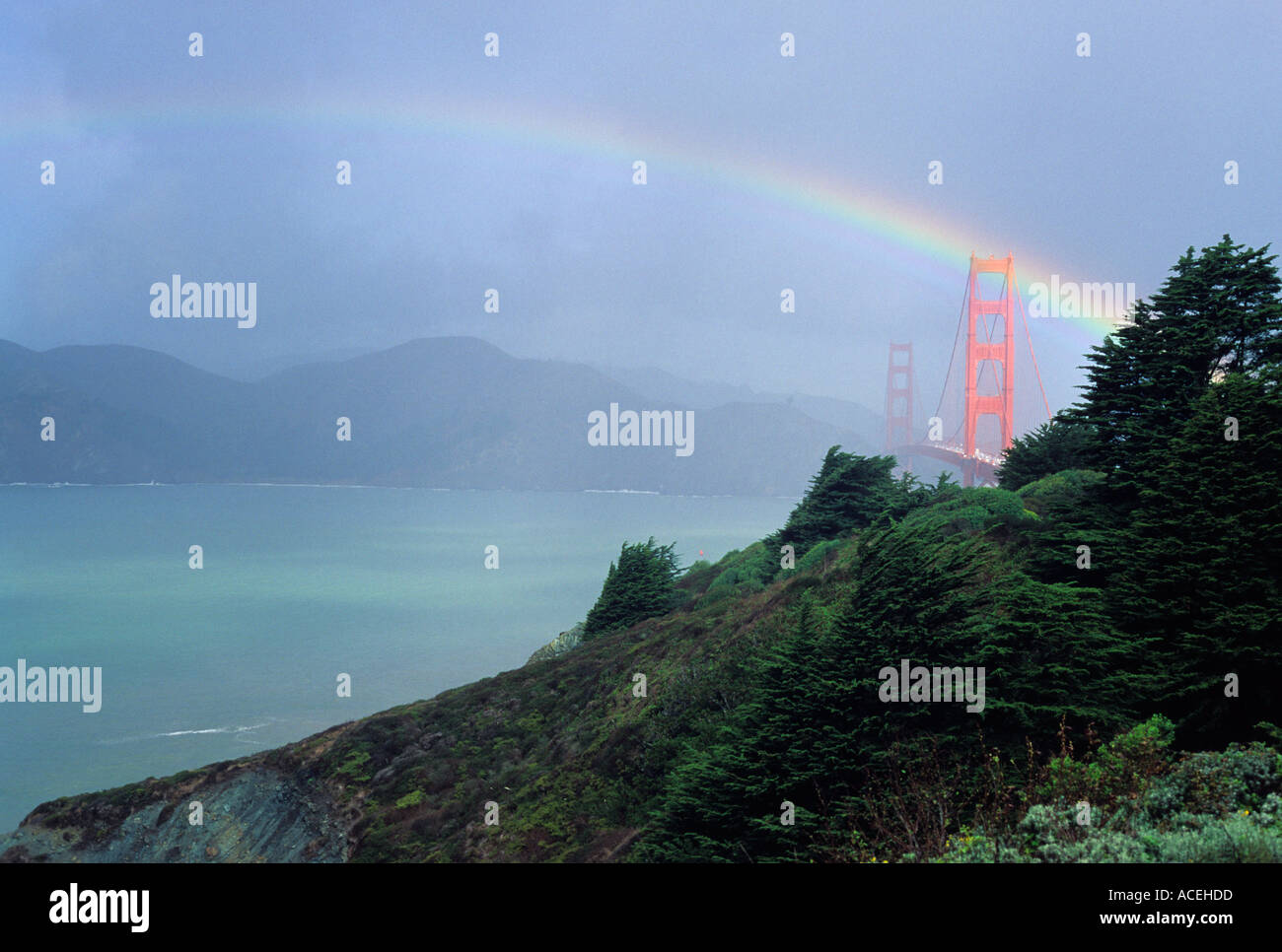 Bridge rainbow golden gate hi-res stock photography and images - Alamy