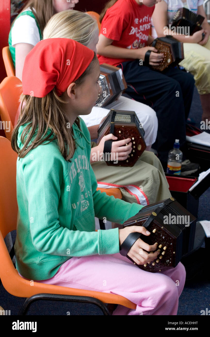 Accordion school hi-res stock photography and images - Alamy