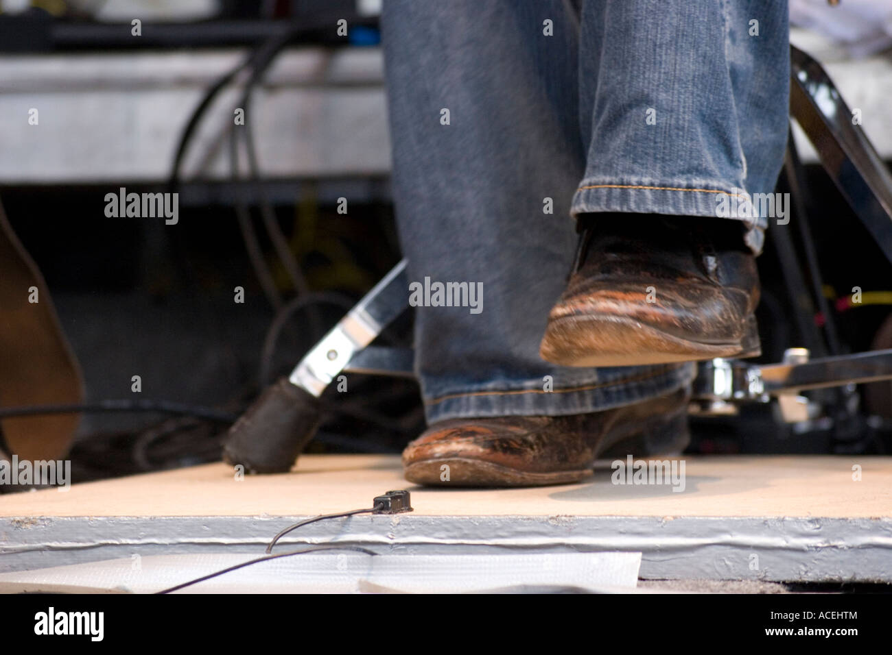 Foot tapping hi-res stock photography and images - Alamy