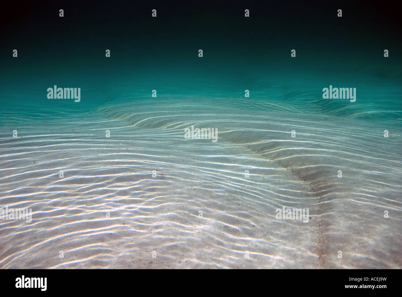 Water flows sea sandy hi-res stock photography and images - Alamy