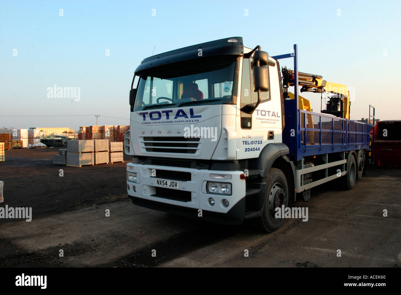 Builders Merchant Delivery Stock Photo - Alamy