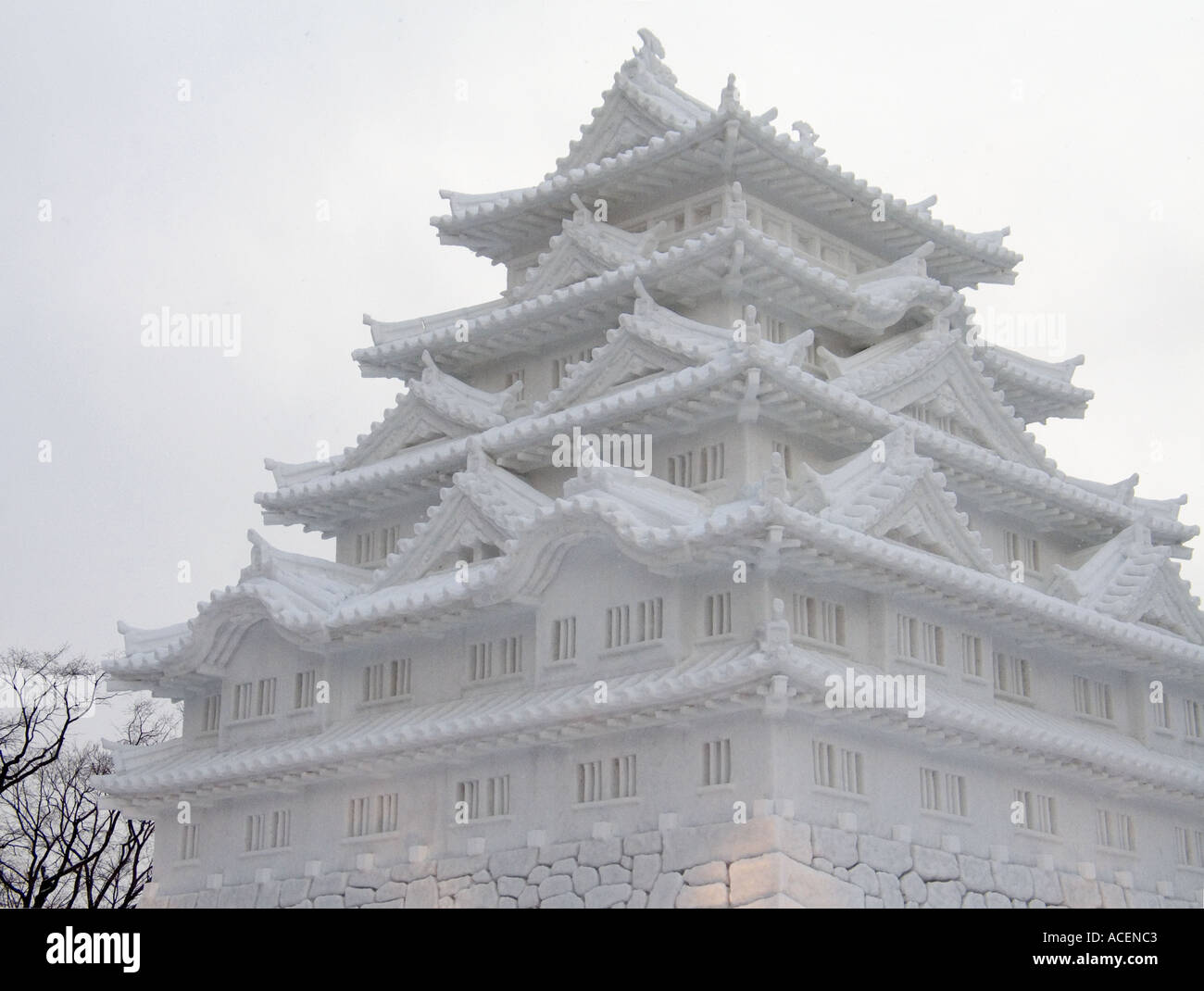 Japan ice carving castle hi-res stock photography and images - Alamy