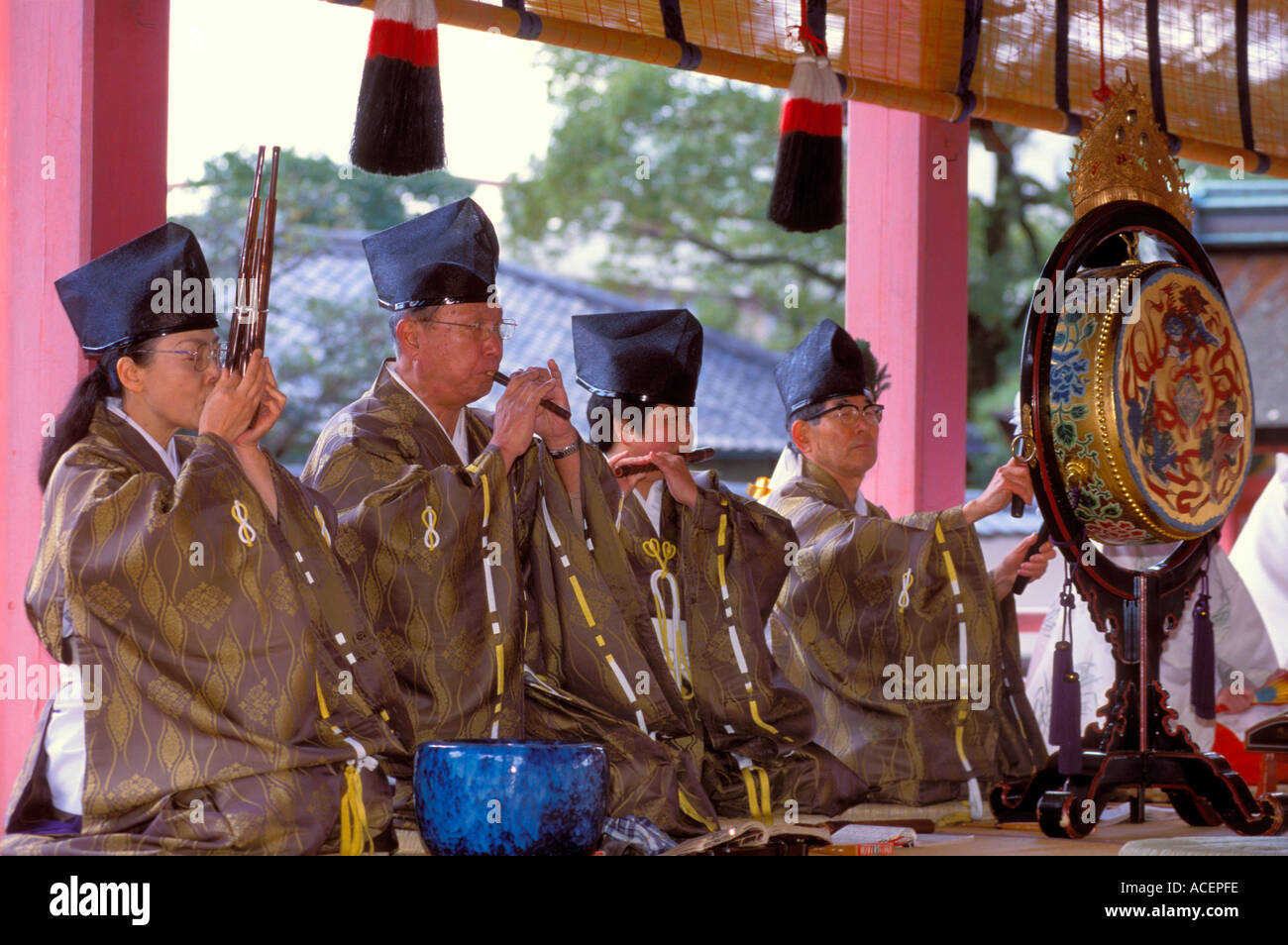 Japanese traditional music hi-res stock photography and images - Alamy
