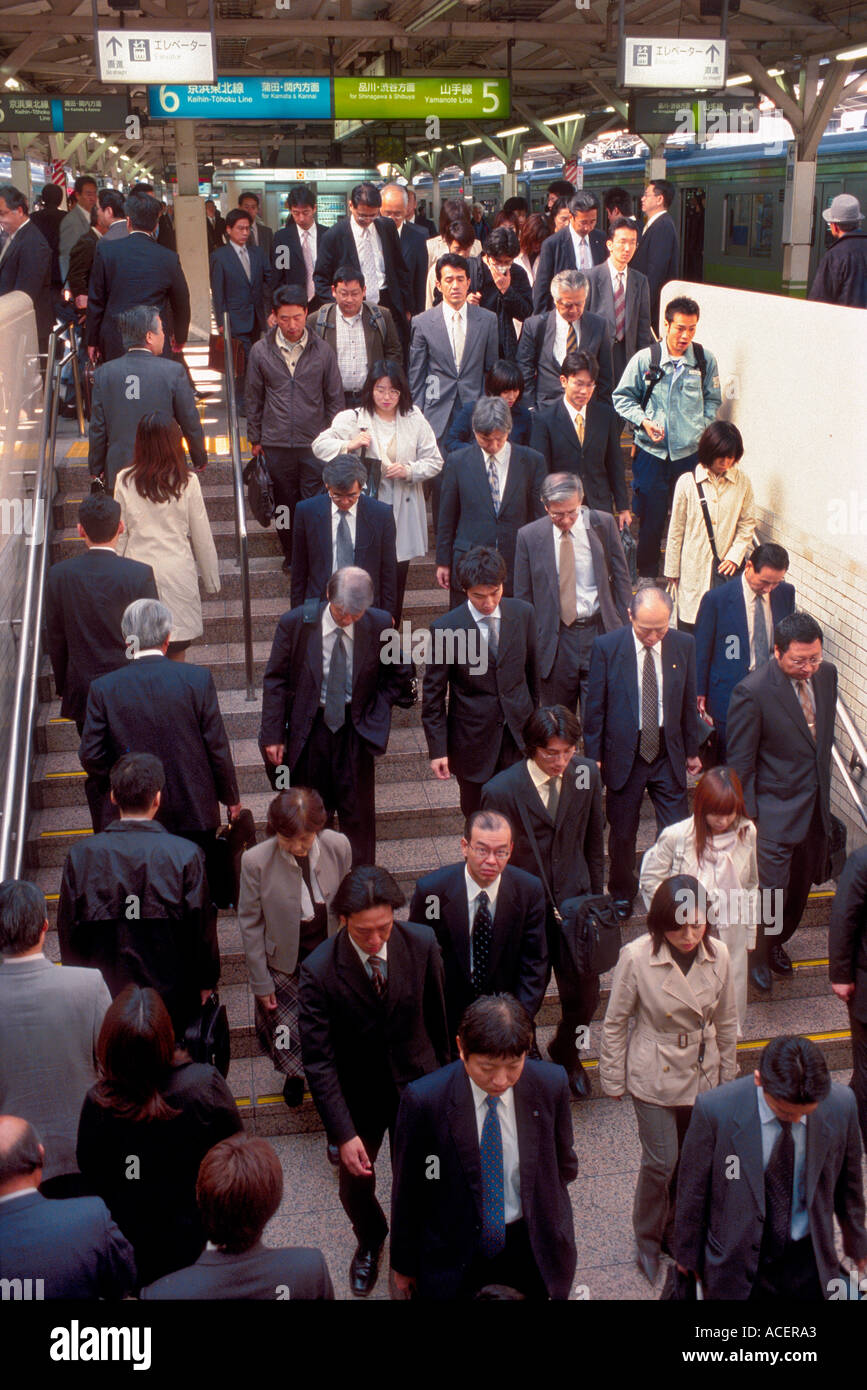 Japan suits crowd hi-res stock photography and images - Alamy