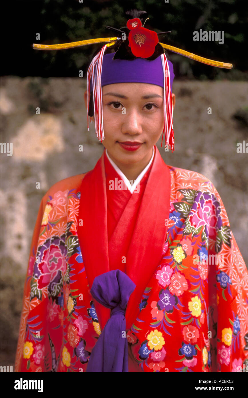 Okinawan women hi-res stock photography and images - Alamy