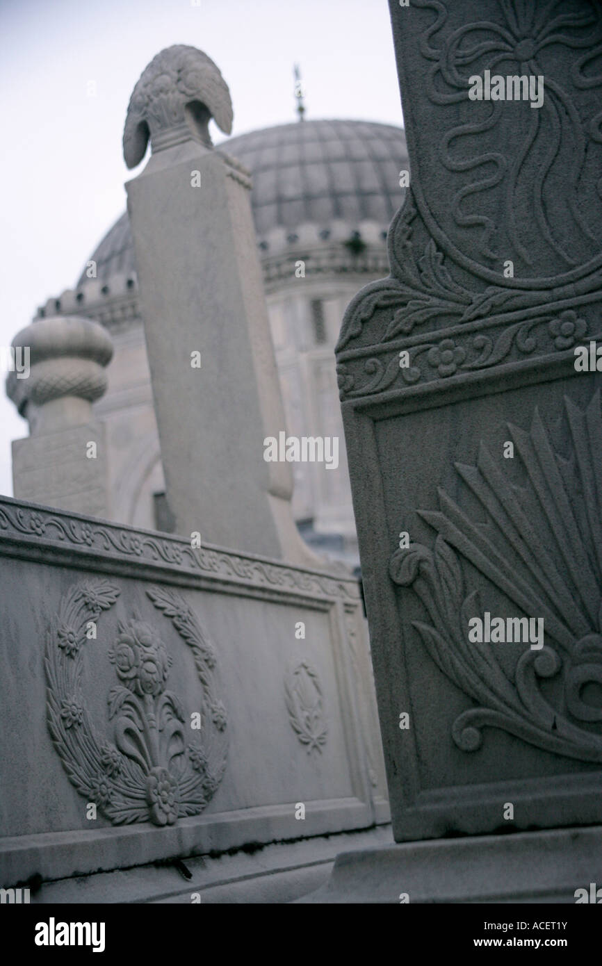 Ottoman gravestone turkey istanbul hi-res stock photography and images ...